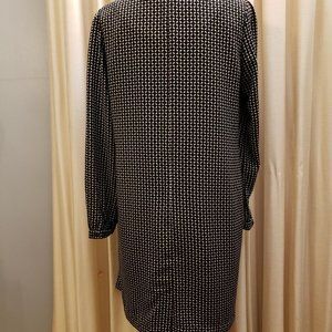 Lila Roy | Dresses | Lila Roy Black White Geometric Design Dress Vneck ...